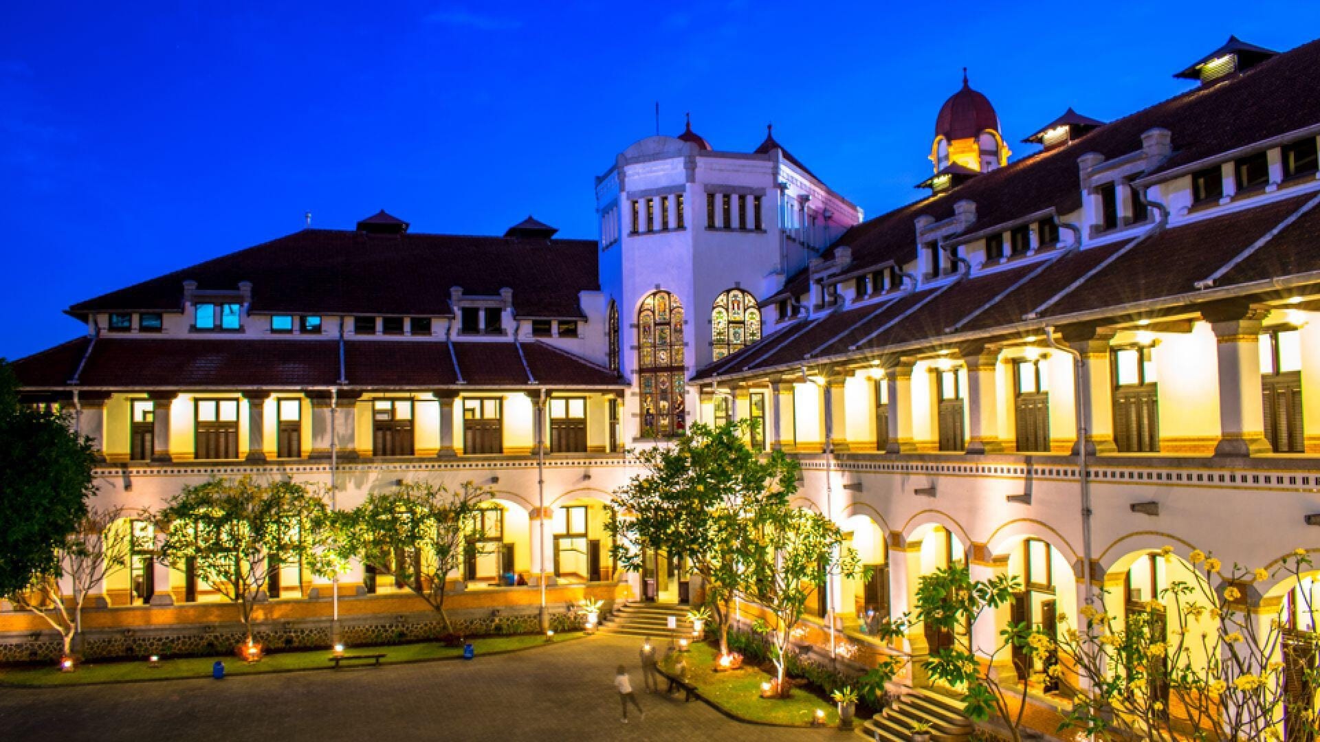 Destinasi Wisata Lawang Sewu: Salah 1 Keindahan Sejarah Dan Pesona ...